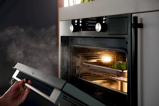 Een combi-stoomoven: bakken én stomen | Blog | Nuva Keukens