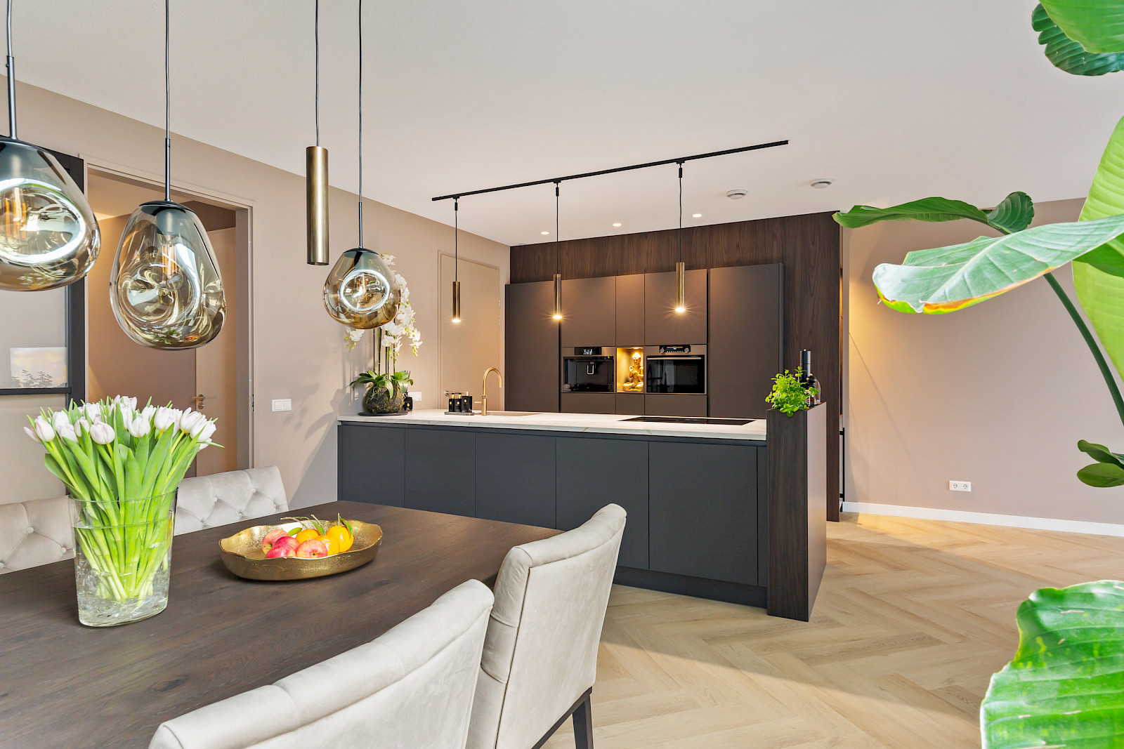 Familie Humureanu - review Nuva Keukens